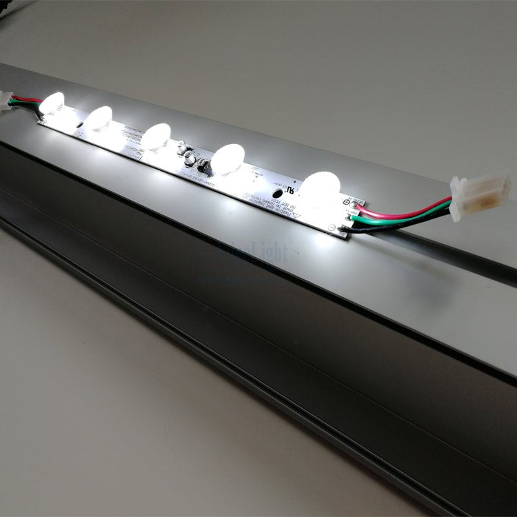 Perimeter Lit Beam Angle 13° x 39° Round LED Strip (5pcs) | Edgelight LLC